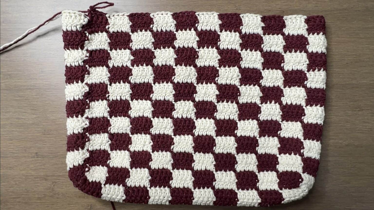 Crochet Checkered Tote Bag | Free Pattern & Video Tutorial