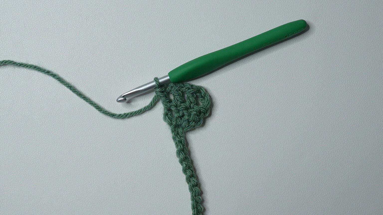 10-Minute Mesh Crochet Hairband | Free Pattern & Video Tutorial