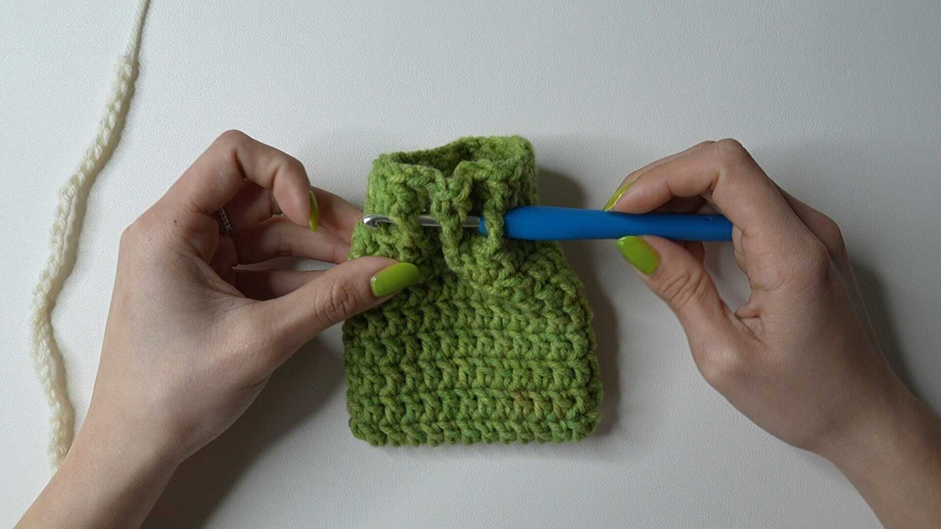 Basic Crochet Drawstring Pouch | Free Pattern & Video Tutorial