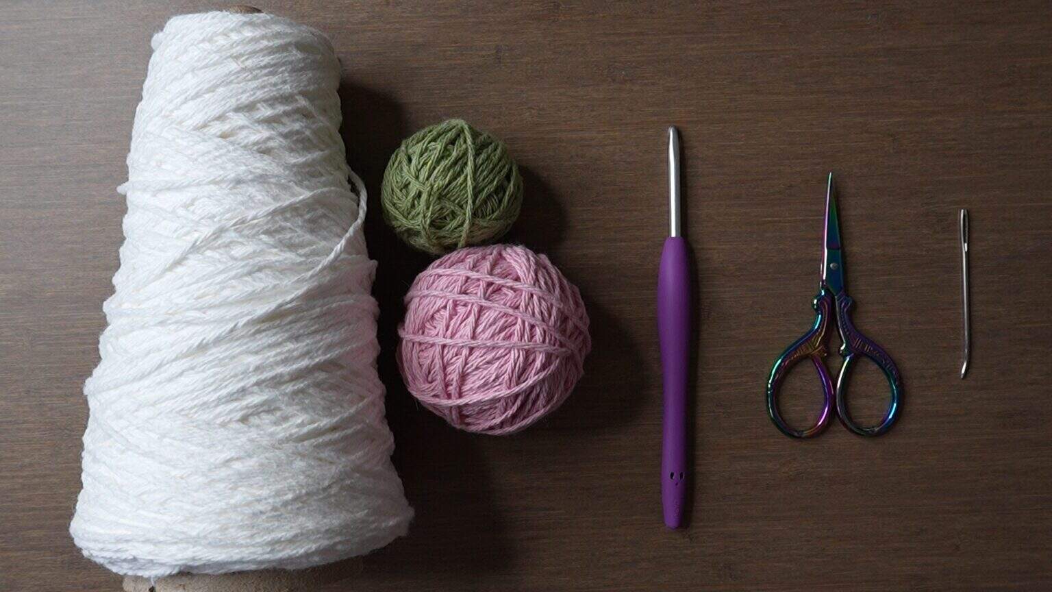 Crochet Flower Bouquet Coaster | Free Pattern & Video Tutorial