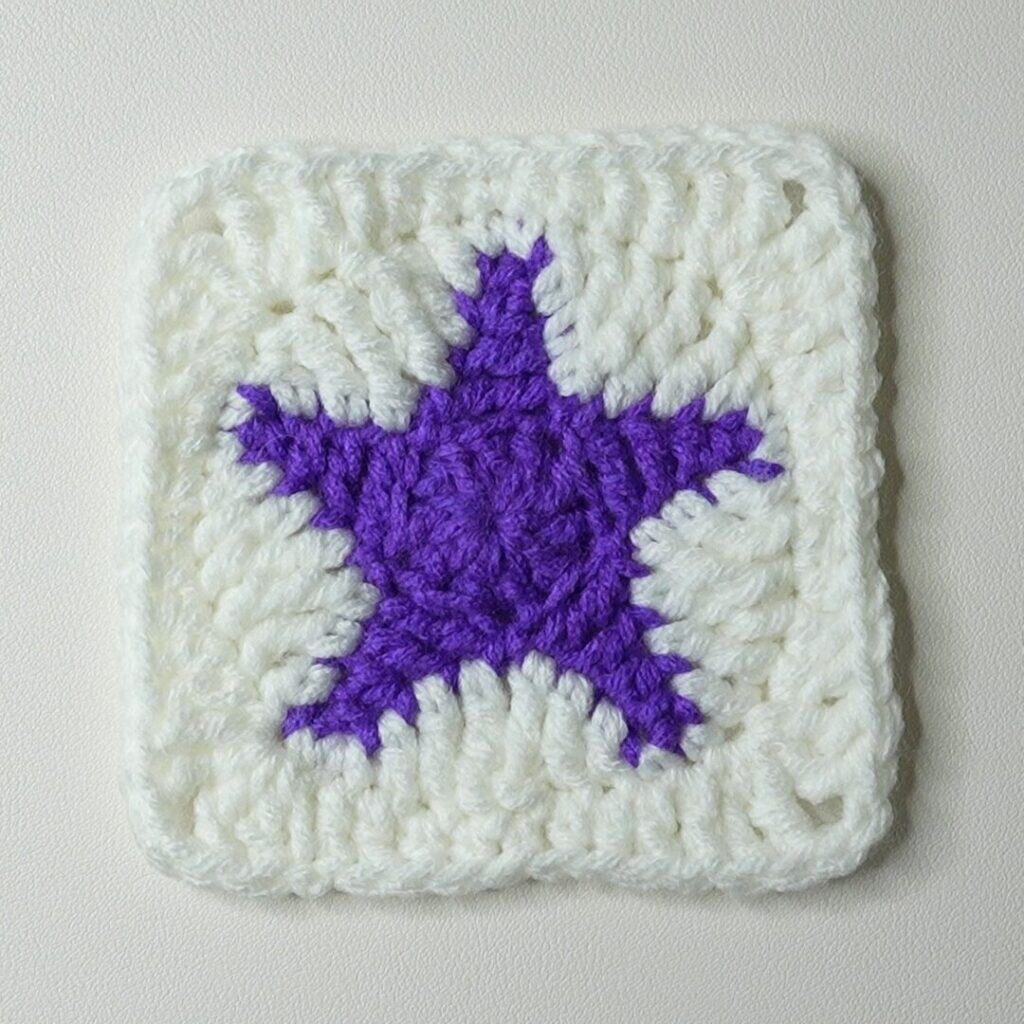 Crochet Star Granny Square | Free Pattern & Video Tutorial