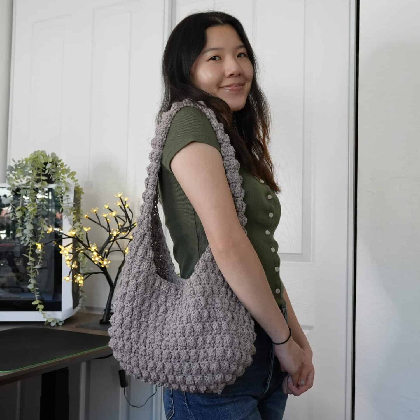 Crochet Bobble Bag | Free Pattern & Video Tutorial