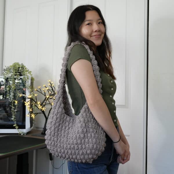Crochet Bobble Bag | Free Pattern & Video Tutorial