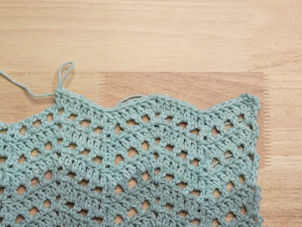 Crochet Wavy Sweater | Free Pattern & Video Tutorial